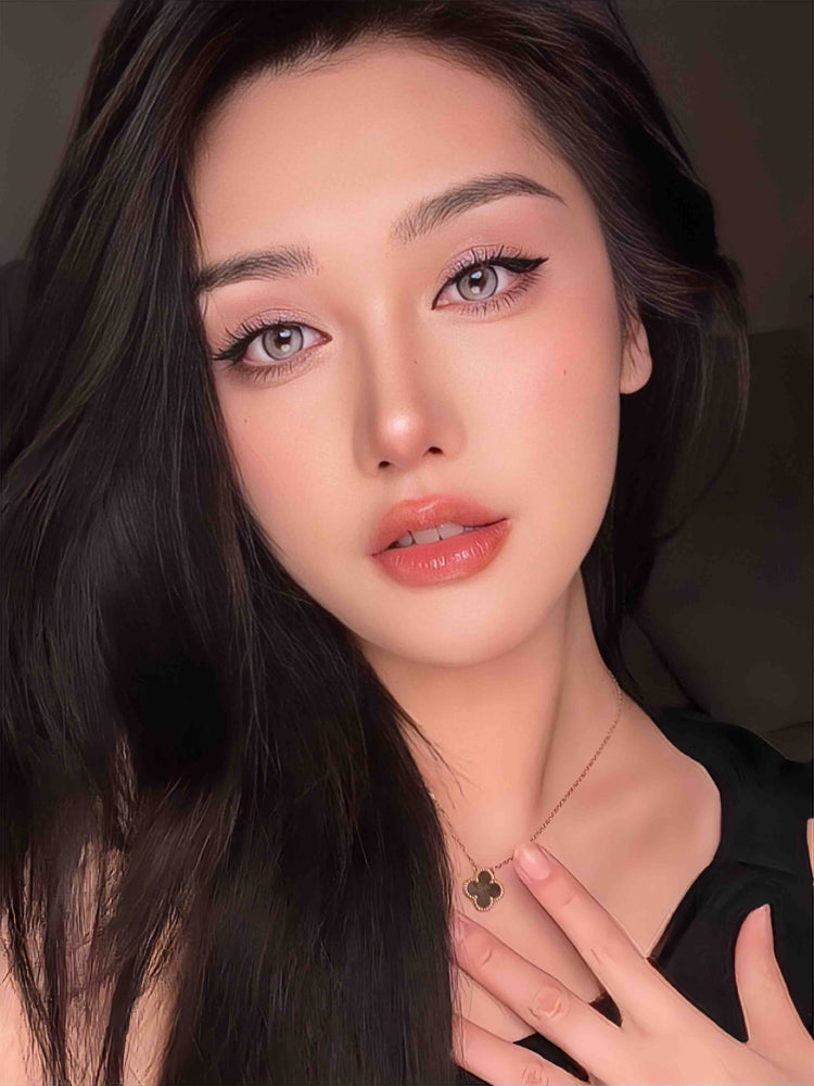 Colored Contact Lenses in Natural and Vibrant Designs