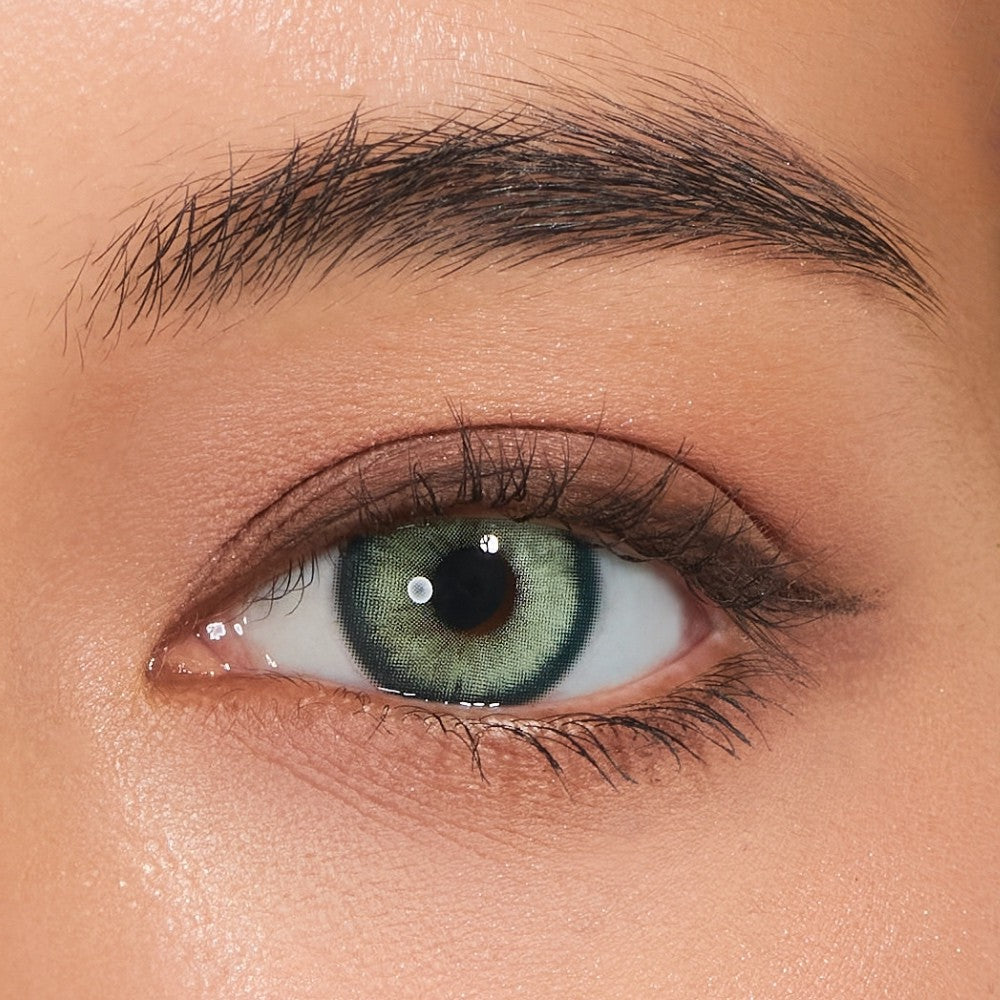Emerald Green - Vivid Fresh Green Contact Lenses for Dark Eyes