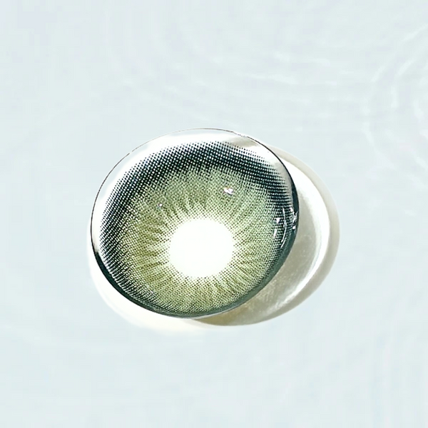 Emerald Green - Vivid Fresh Green Contact Lenses for Dark Eyes